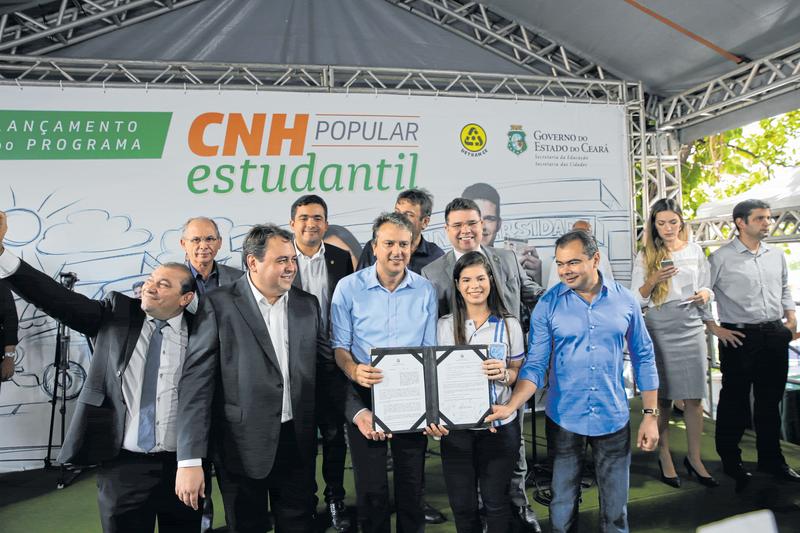 CNHs para estudantes vão custar R$6 milhões ao Estado - Metro - Diário ...