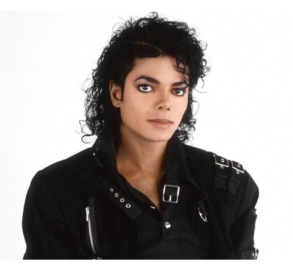 10 anos depois da morte, Michael Jackson ainda é sucesso e centro de ...