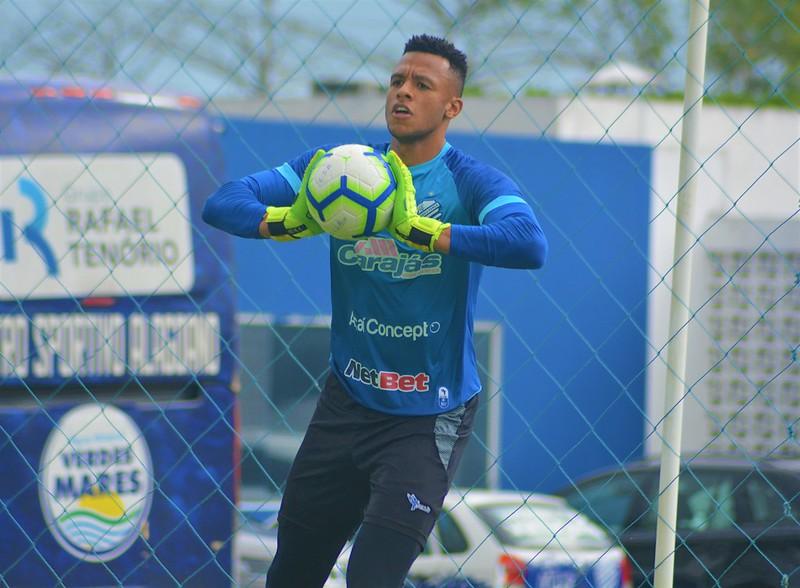 Jordi lamenta de falta de almoço no CSA e presidente nega: 'Nada disso ...