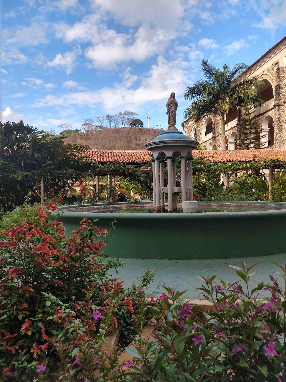 Nova rota turística em Baturité faz passagem por pontos históricos e ...