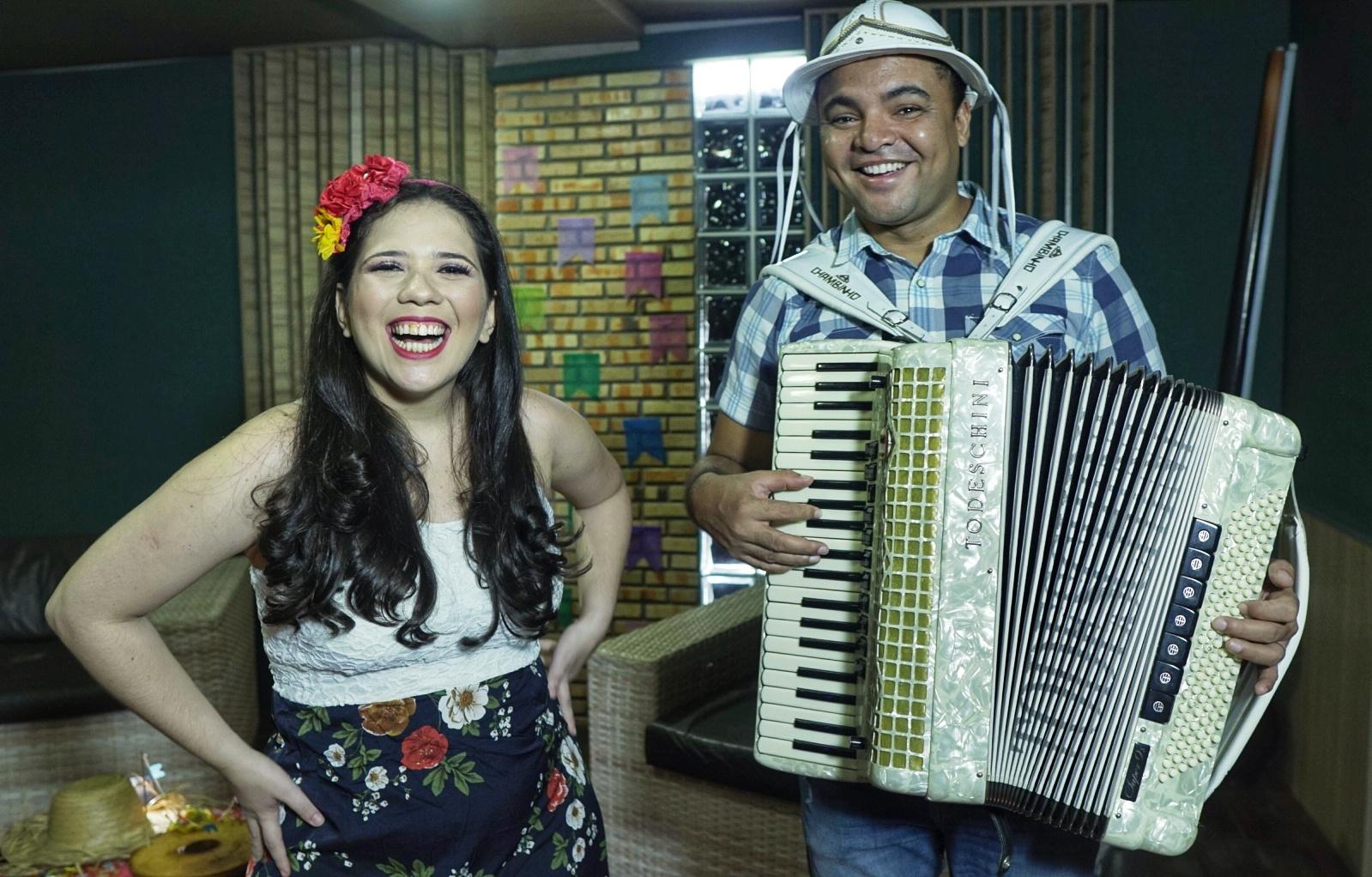 Cantora Lidia Maria lança música e clipe em parceria com Chambinho do ...