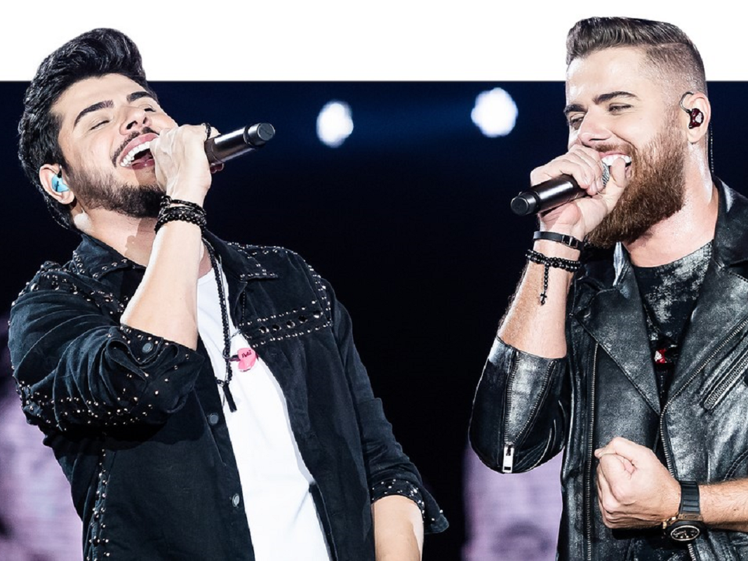 Artista Espedito Seleiro é homenageado com o Troféu Sereia de Ouro - Verso - Diário do Nordeste