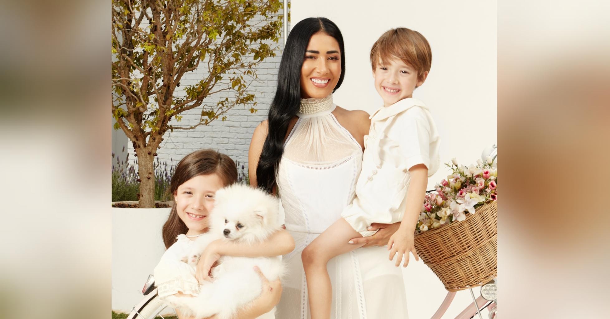 Simaria divulga ensaio especial de final de ano ao lado dos filhos ...