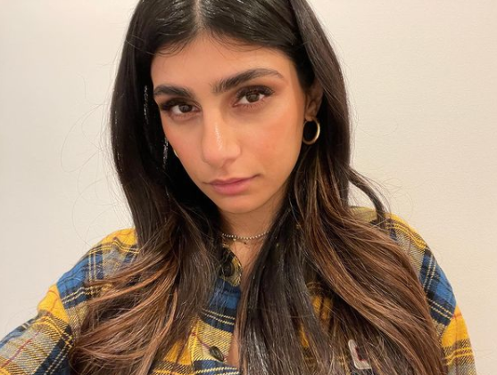 Mia Khalifa's Instagram, Twitter & Facebook on IDCrawl