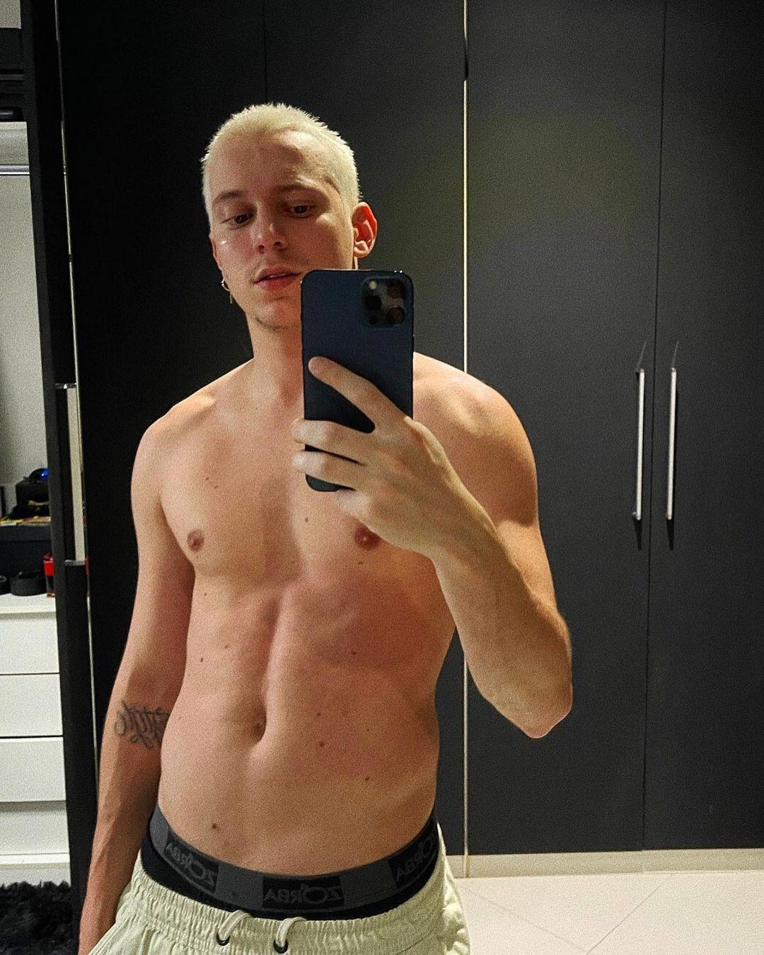 Rapper PK revela ter desmaiado após vazamento de CO2 em ônibus de ...