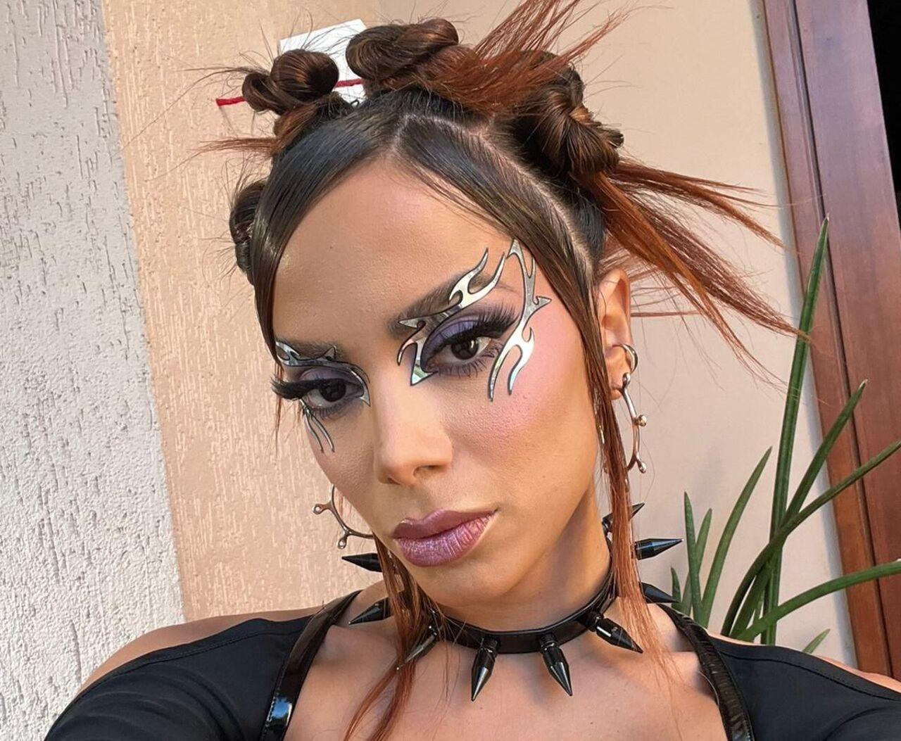 Anitta divulga trecho inédito de 'Boys Don’t Cry'; escute - É Hit ...