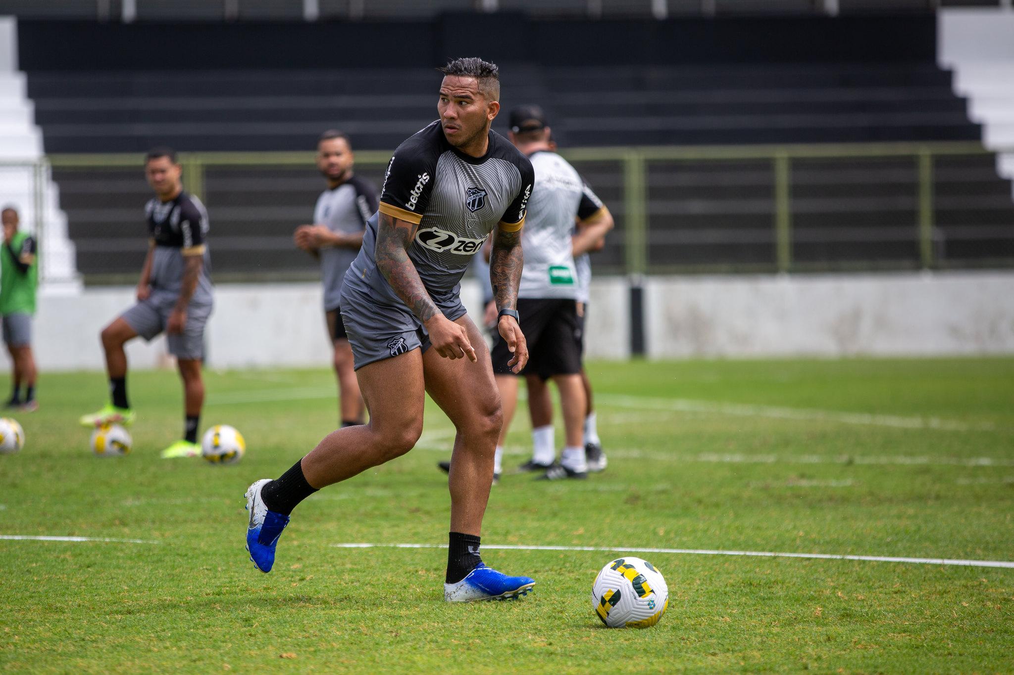 Jael completa um ano sem marcar pelo Ceará; veja números do atleta ...
