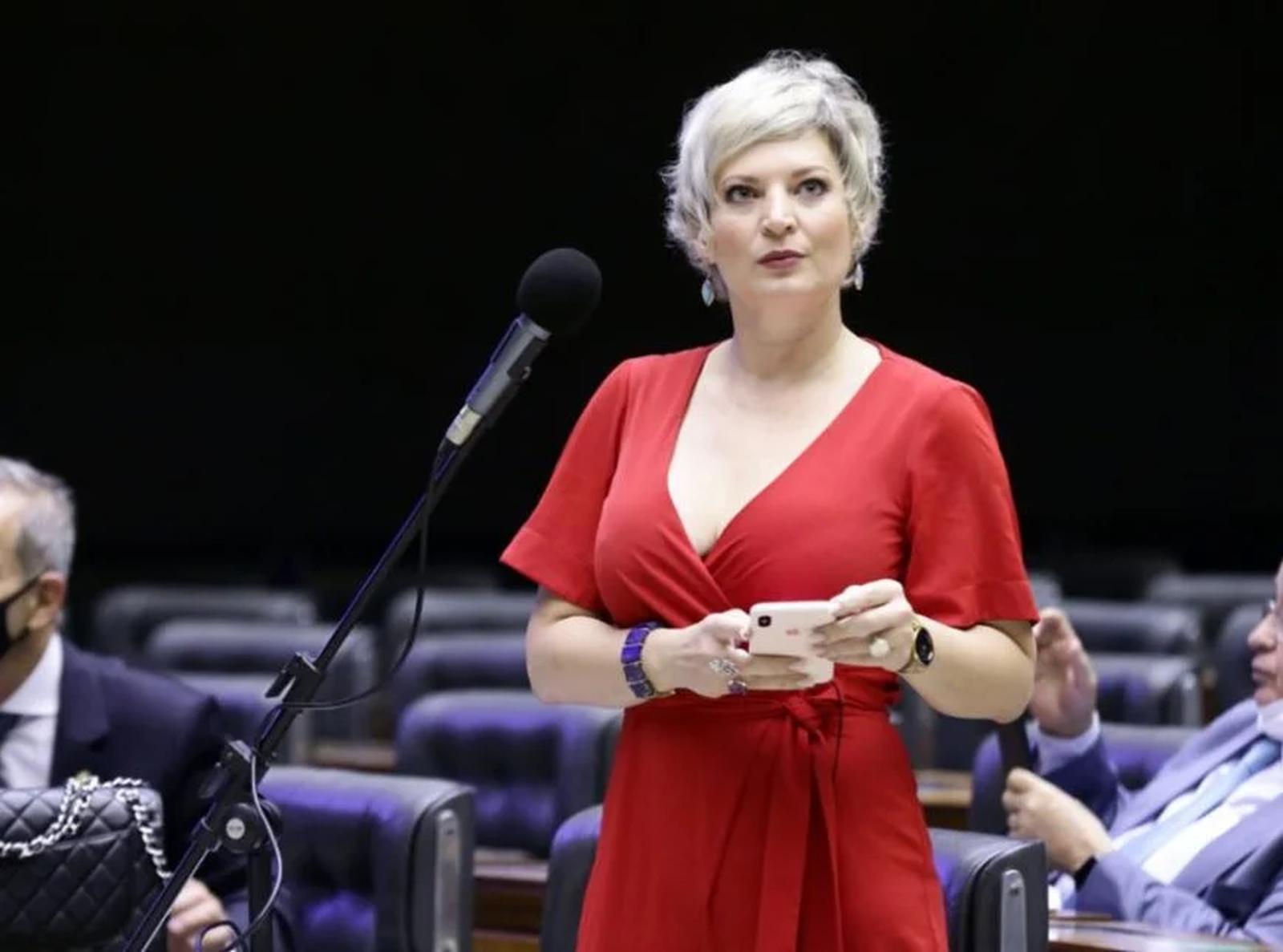 Joice Hasselmann, ex-aliada de Bolsonaro, perde 99% dos votos e não se ...