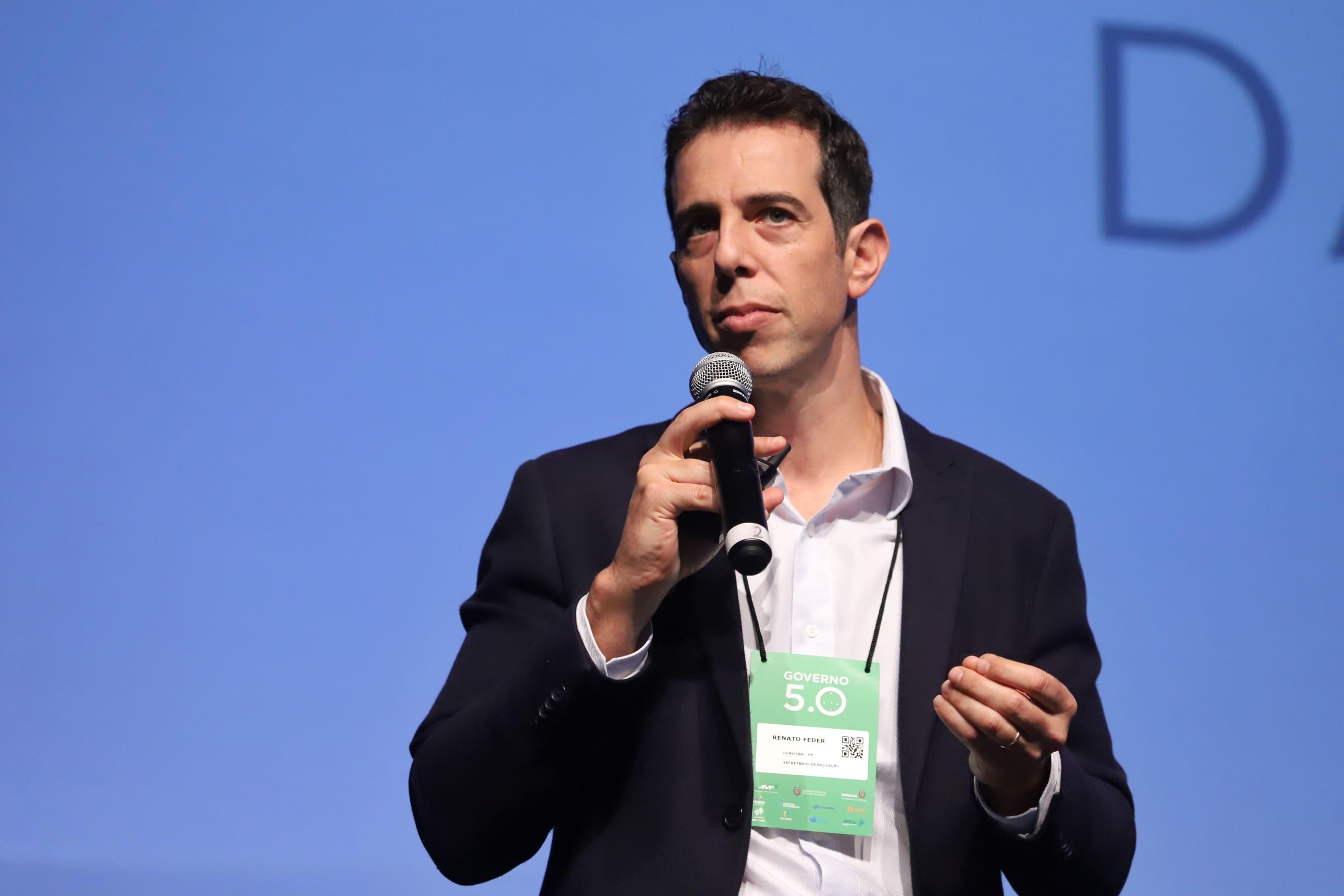 Renato Feder assumirá Secretaria de Educação de São Paulo após convite ...