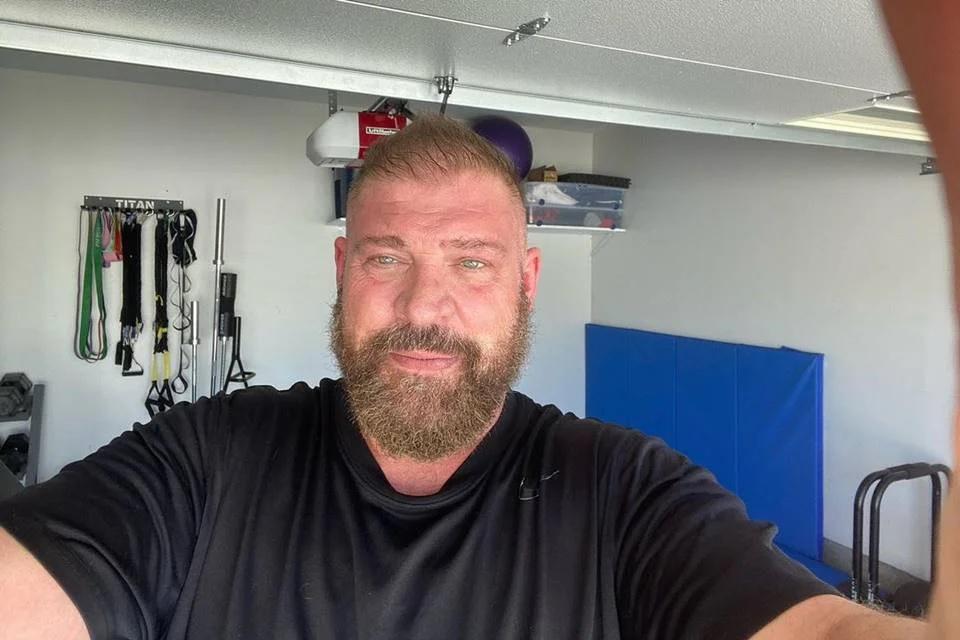 Morre Brad William Henke, ator de Lost e Orange is the New Black, aos ...