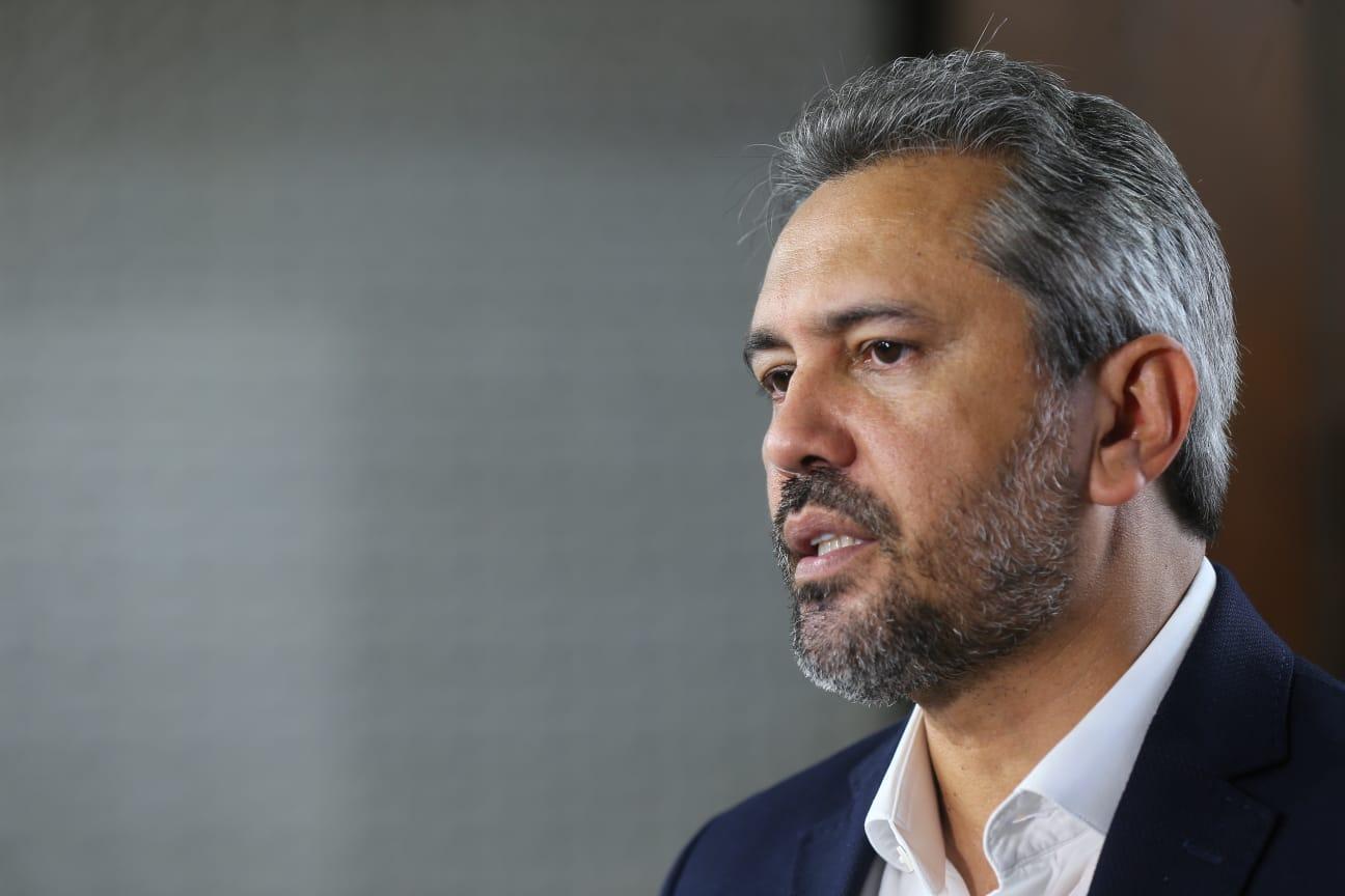 O que diz Elmano de Freitas sobre futuro de PT e PDT, relação com Sarto ...