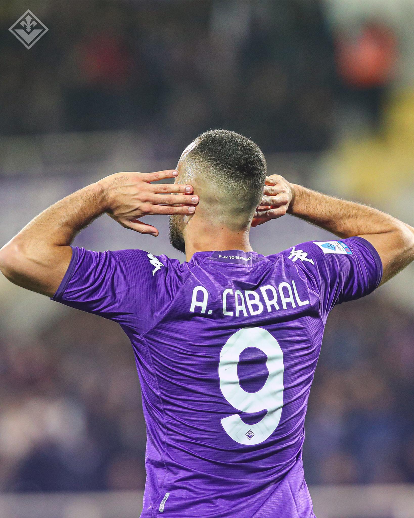Arthur Cabral marca no empate da Fiorentina, e torcedores do Ceará ...