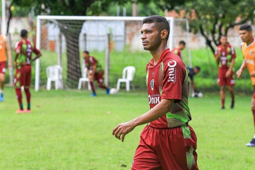 Ex-Ceará e Fortaleza, Pio marca golaço de falta no Piauí; assista ...