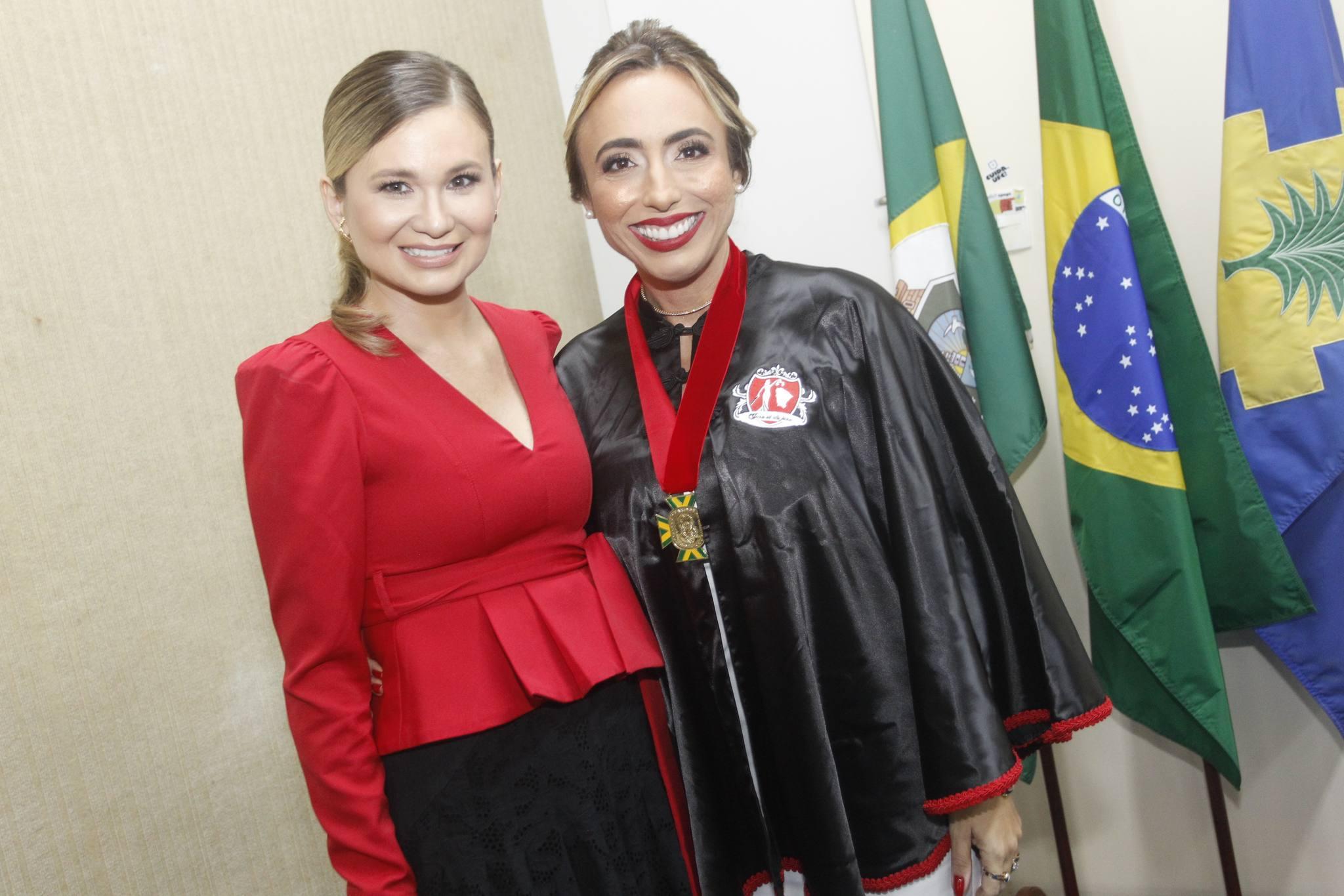 Captei: Mabel Portela e Camily Cruz tomam posse na Academia Cearense de ...