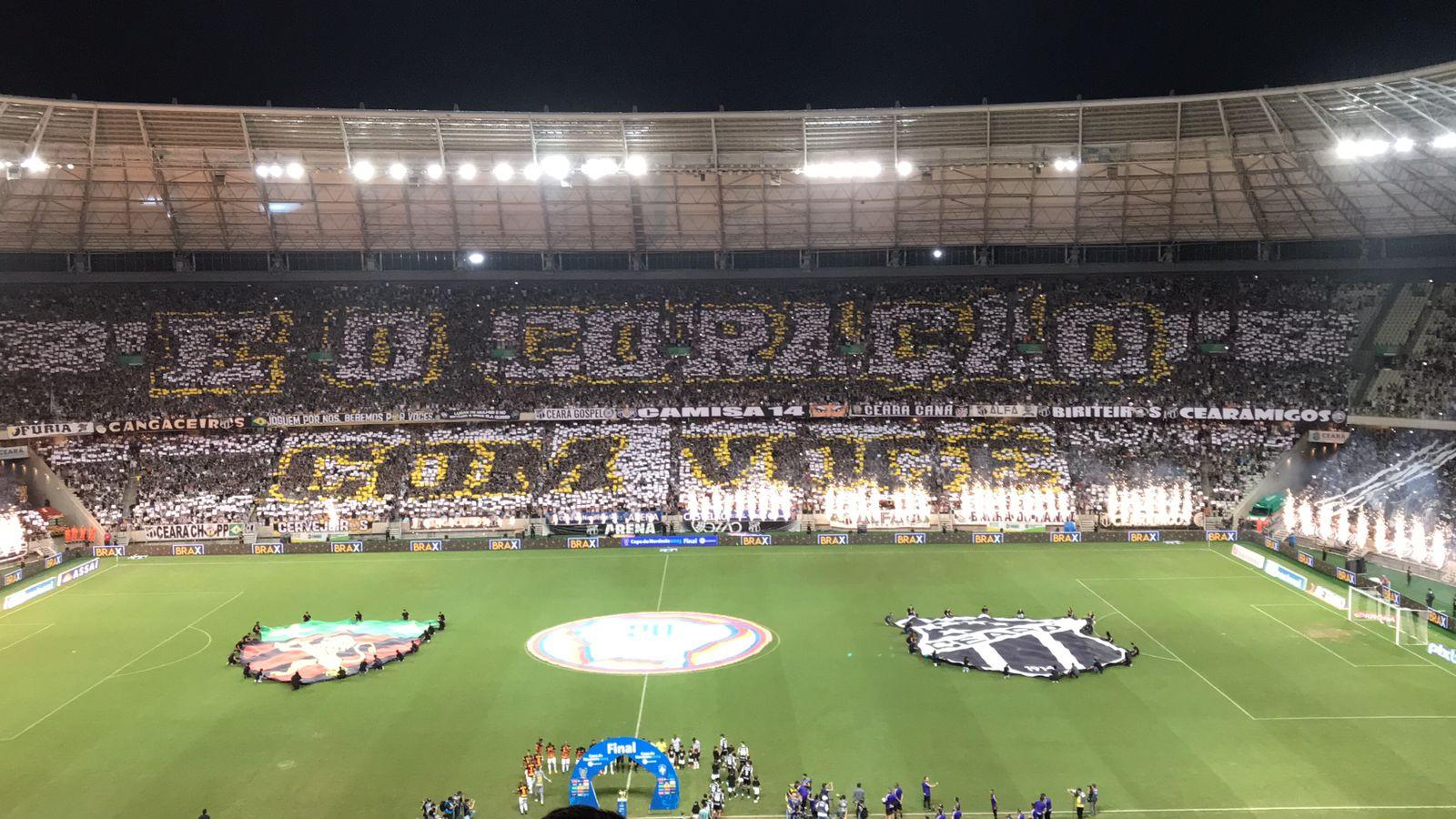 Torcida do Ceará faz rua de fogo e mosaicos antes da final da Copa do ...