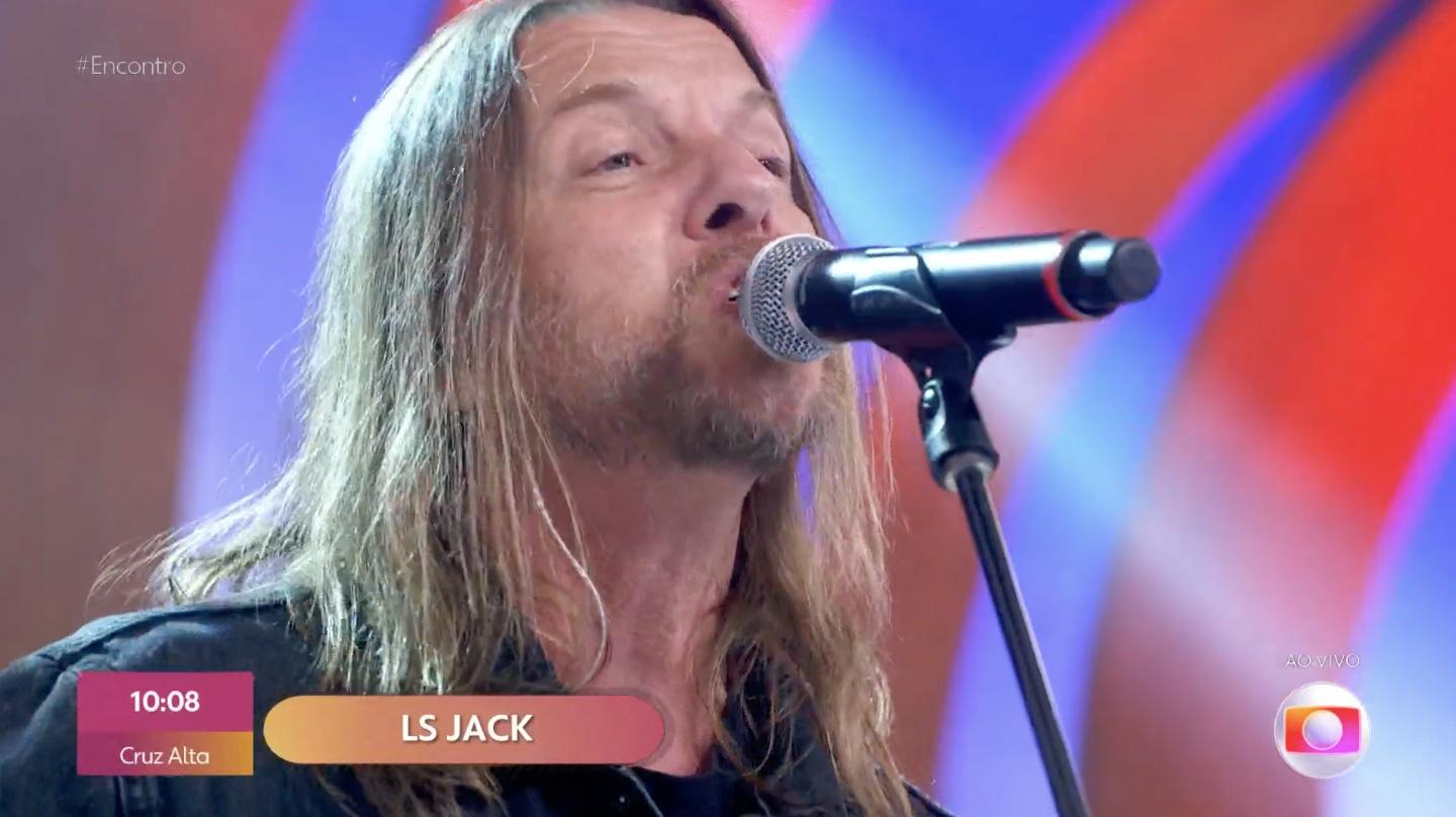 Vinny, famoso pelo hit ‘Heloísa, Mexe a Cadeira’, agora é vocalista do ...