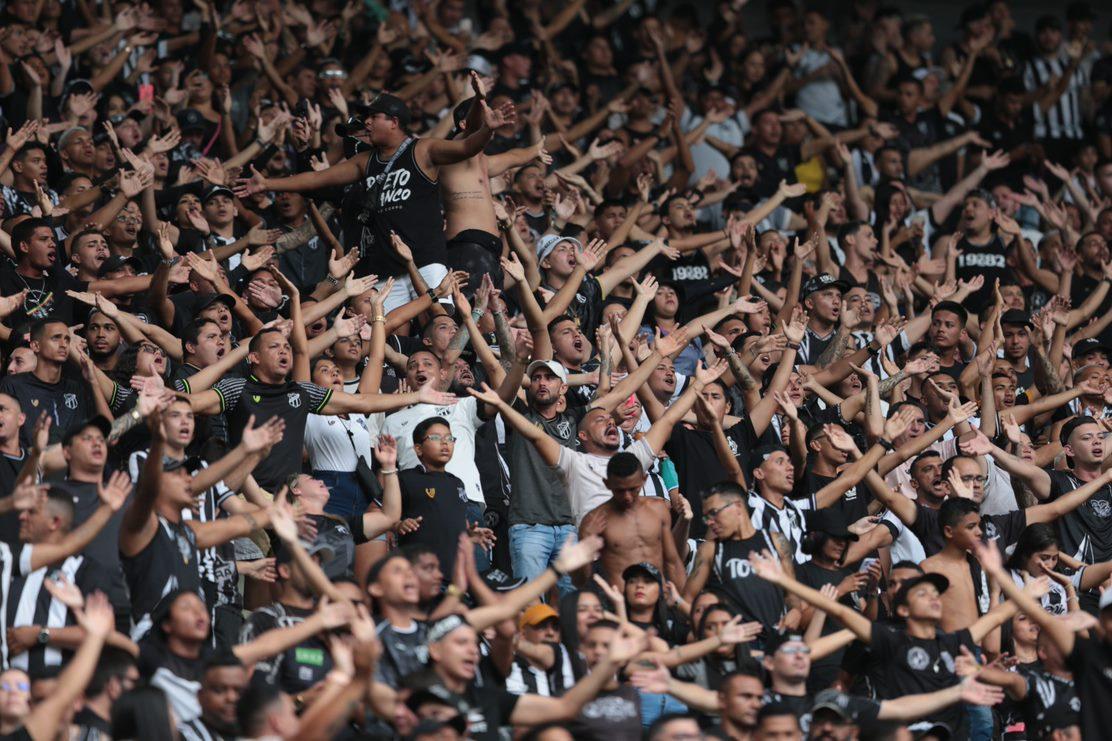 Torcida do Ceará prepara mosaico para celebrar 109 anos do clube; veja ...