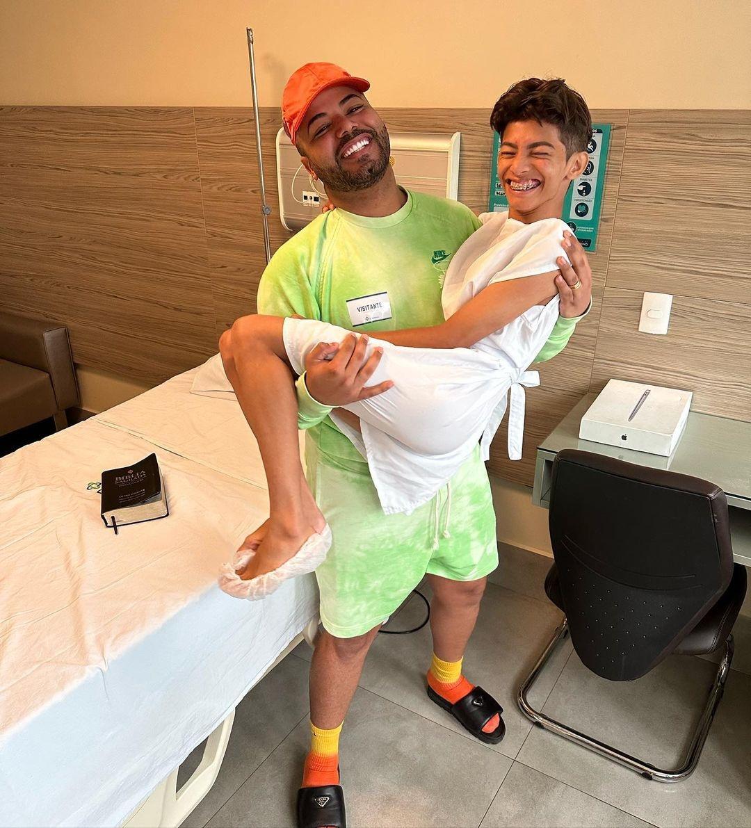 Influencer cearense Carlos Emanuel, dono do perfil 'Catty Lares ...