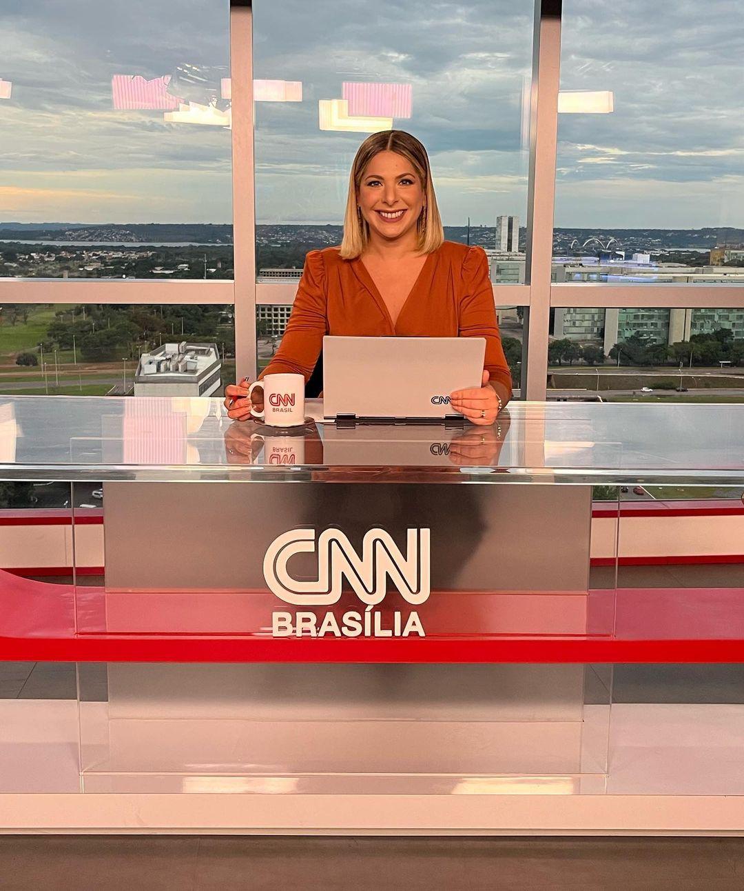 Daniela Lima deixa a CNN Brasil e é anunciada pela Globonews - Zoeira ...
