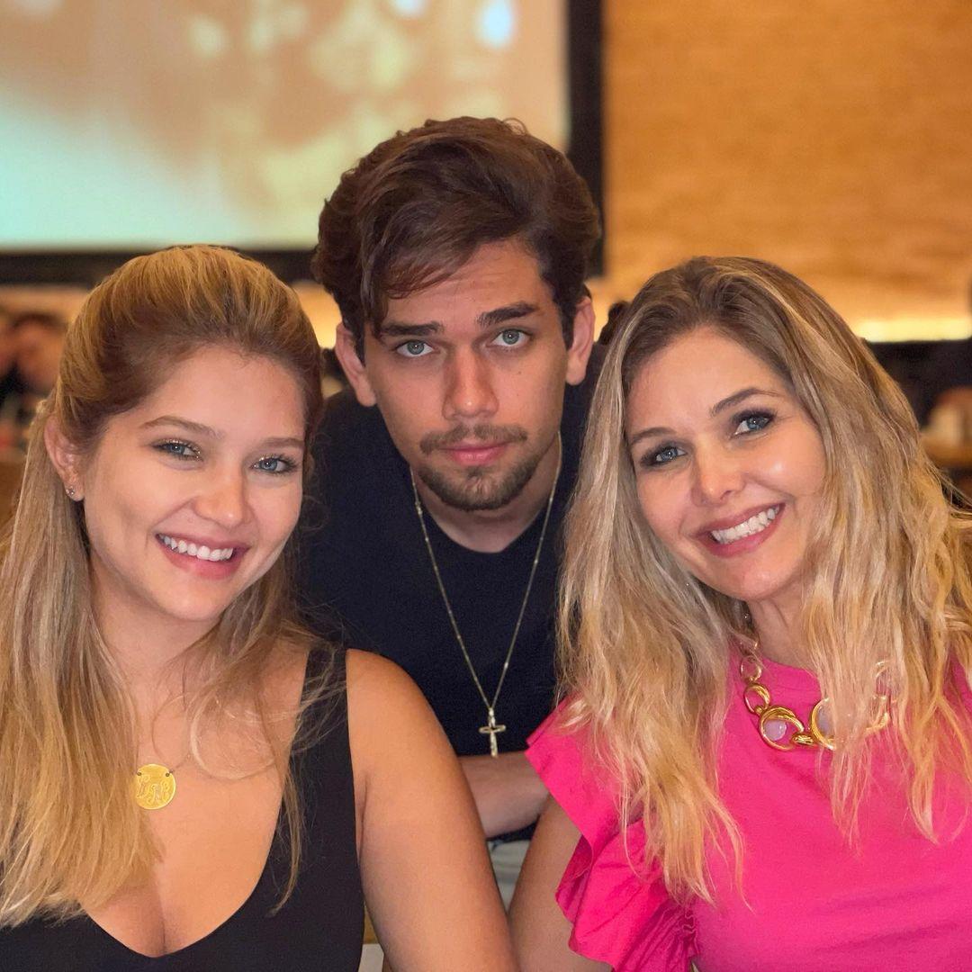 Viúva de Leandro fala sobre críticas a gravidez aos 47 anos: ‘só perco ...