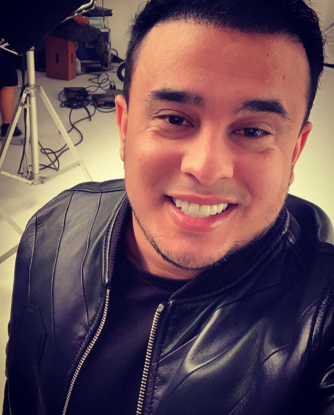 Kauan se desculpa por jogar microfone e deixar palco durante show - É ...