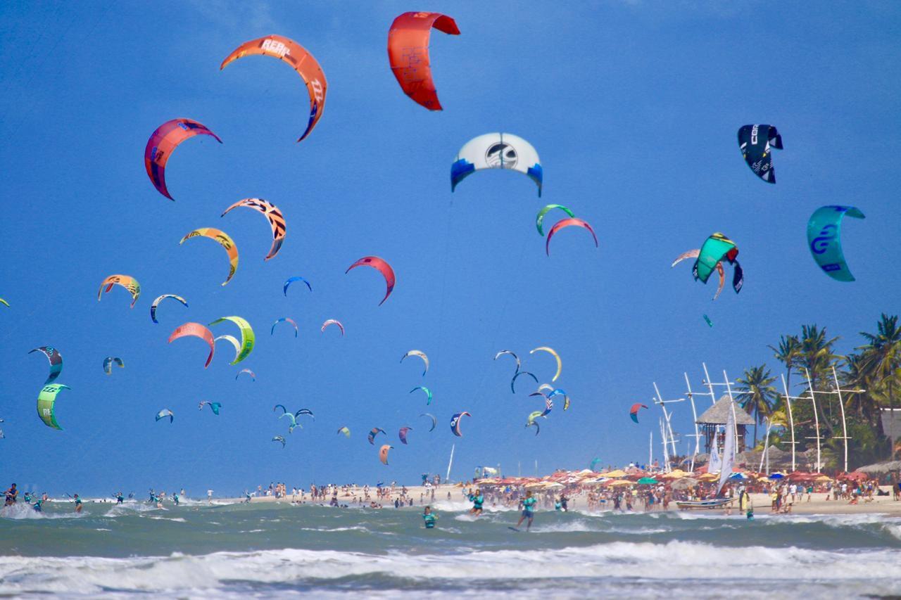 Kite for the Ocean busca quebrar recorde mundial de kitesurf; veja ...