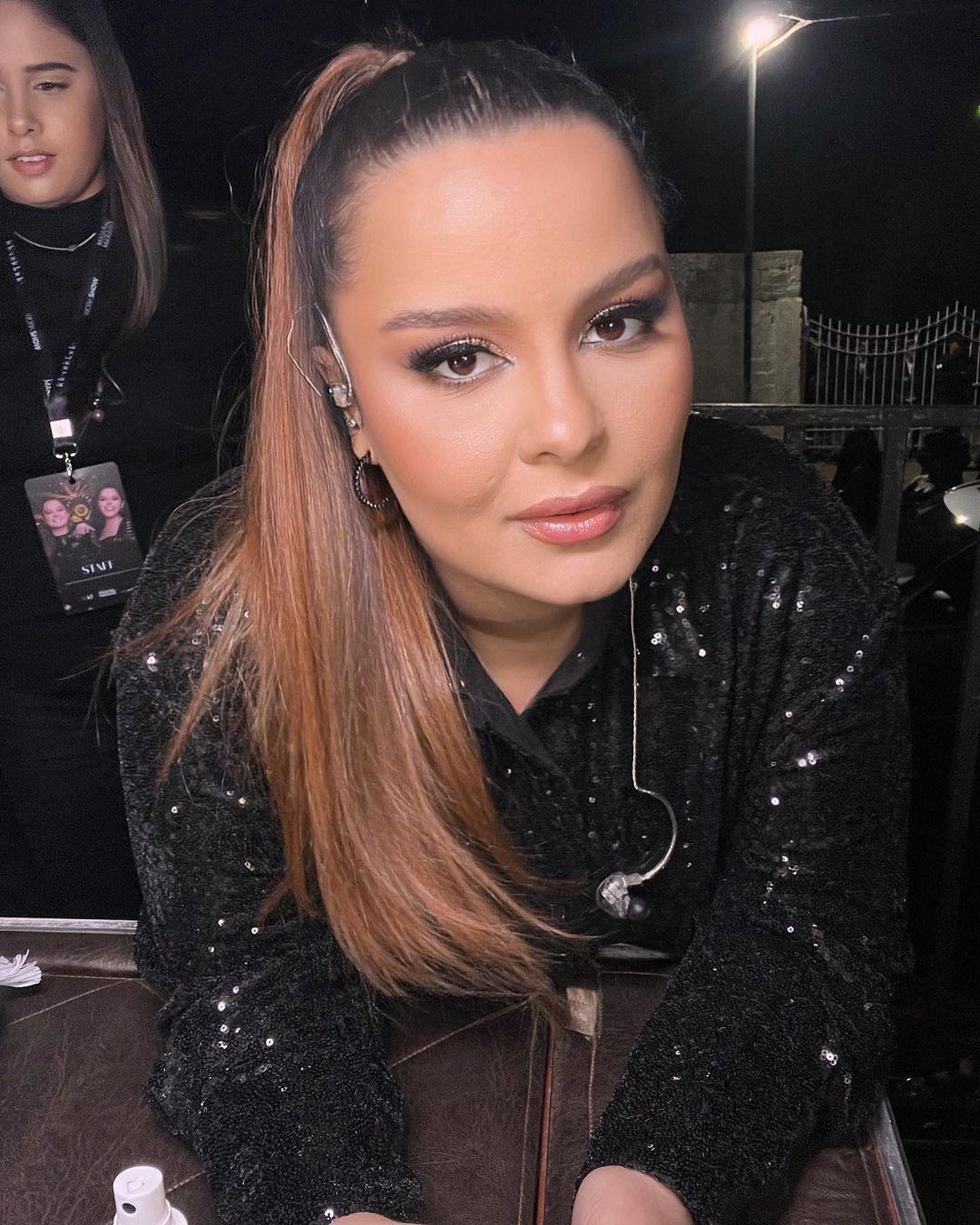 Maiara troca beijos com novo namorado em fotos - É Hit - Diário do Nordeste