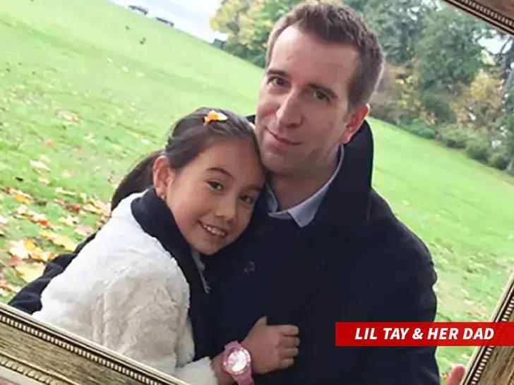 Rapper Lil Tay, influenciadora do Tik Tok, acusa pai de ter divulgado ...