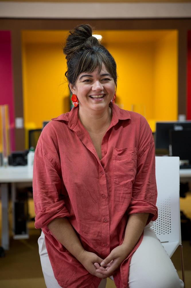 Cearense Lorena Portela anuncia segundo romance 'O amor e sua fome' - Lorena Cardoso - Diário do ...