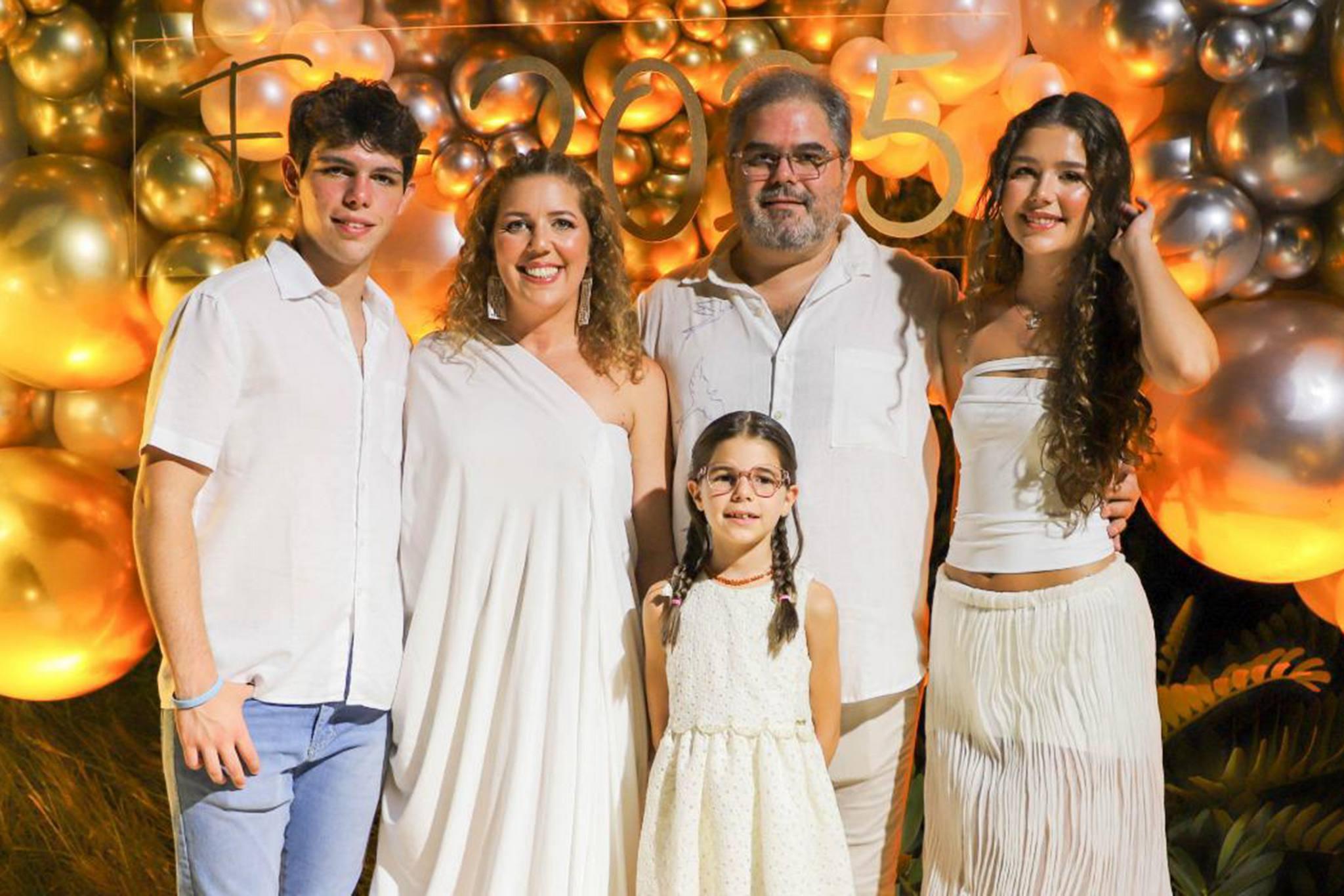 CAPTEI: Uma Virada de Impacto - A Festa do Ano Novo por Ticiana e Edson ...