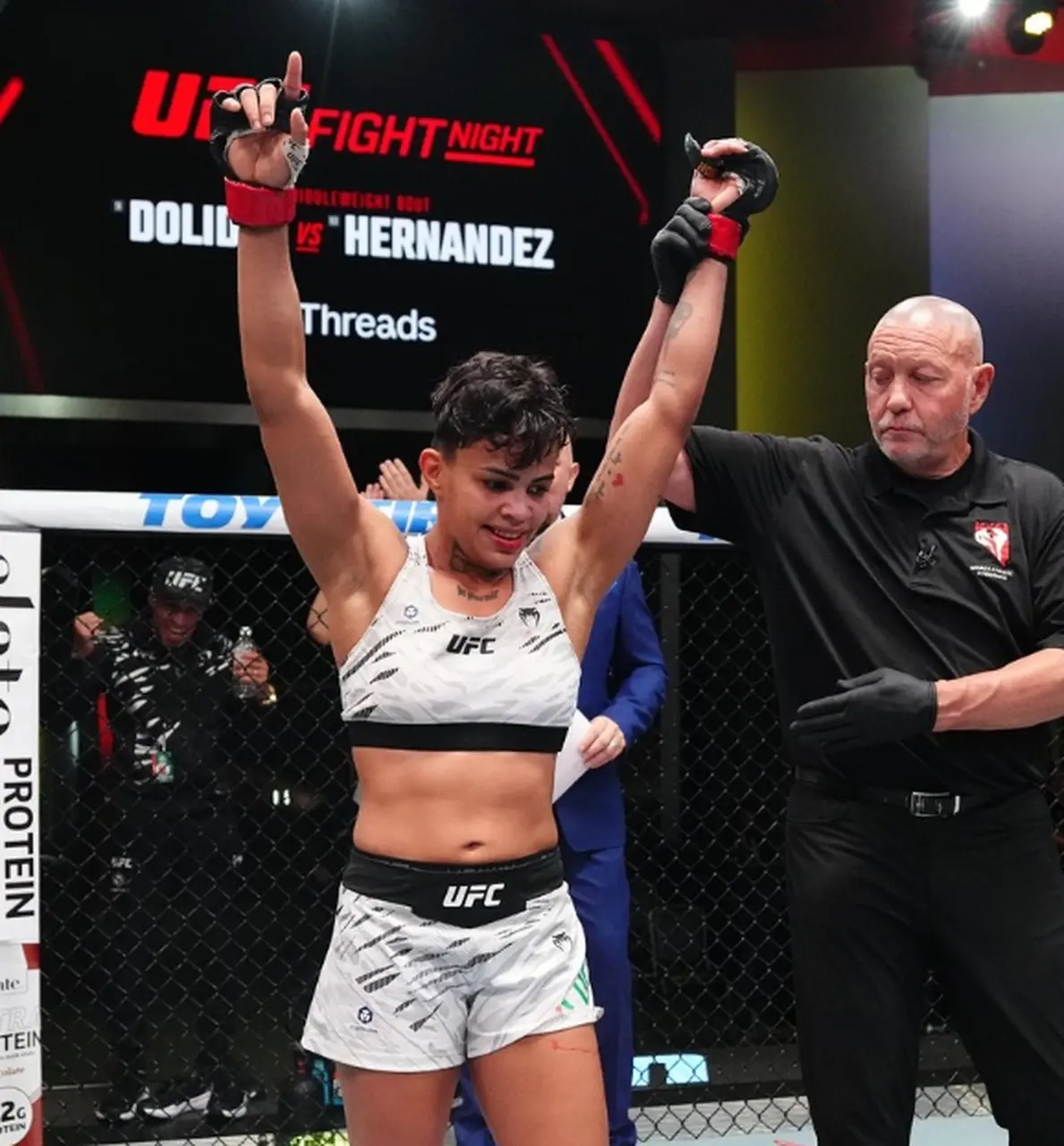 Cearense Iasmin Lucindo vence americana pelo UFC Vegas 109 - Jogada ...