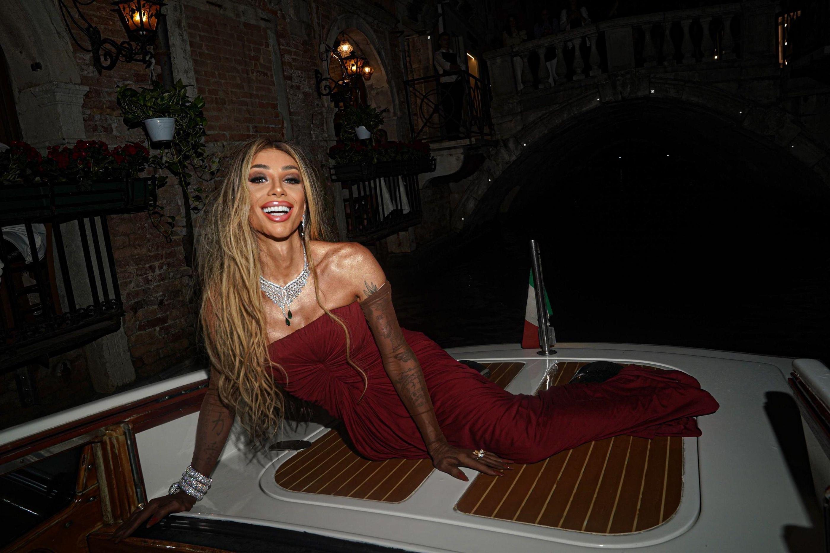 Maya Massafera diz ter investido R$ 5 milhões em transição - Zoeira ...