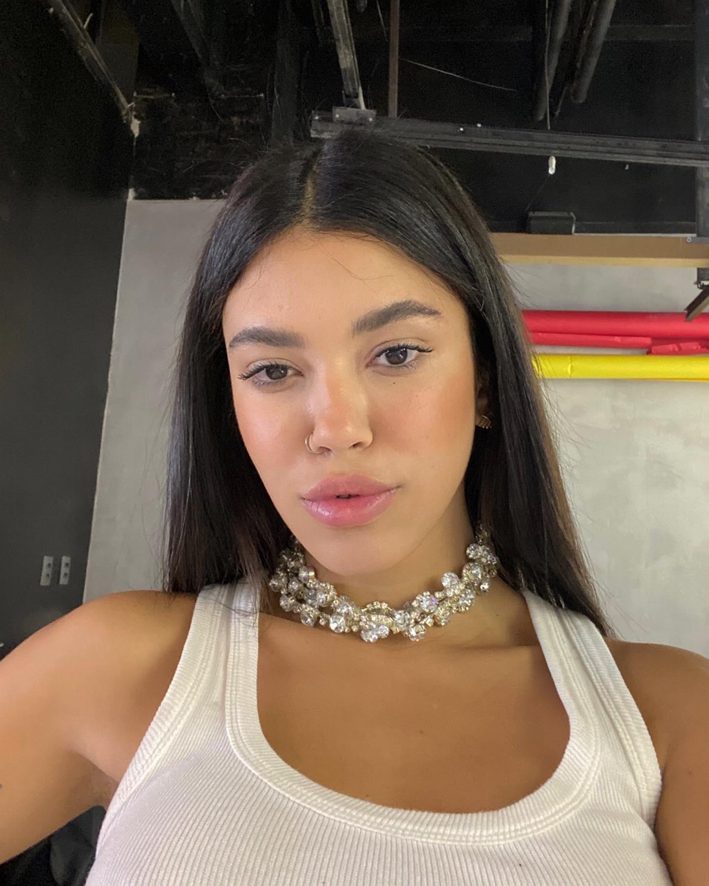 Gabi Brandt se pronuncia após ser criticada por defender Saulo Poncio ...