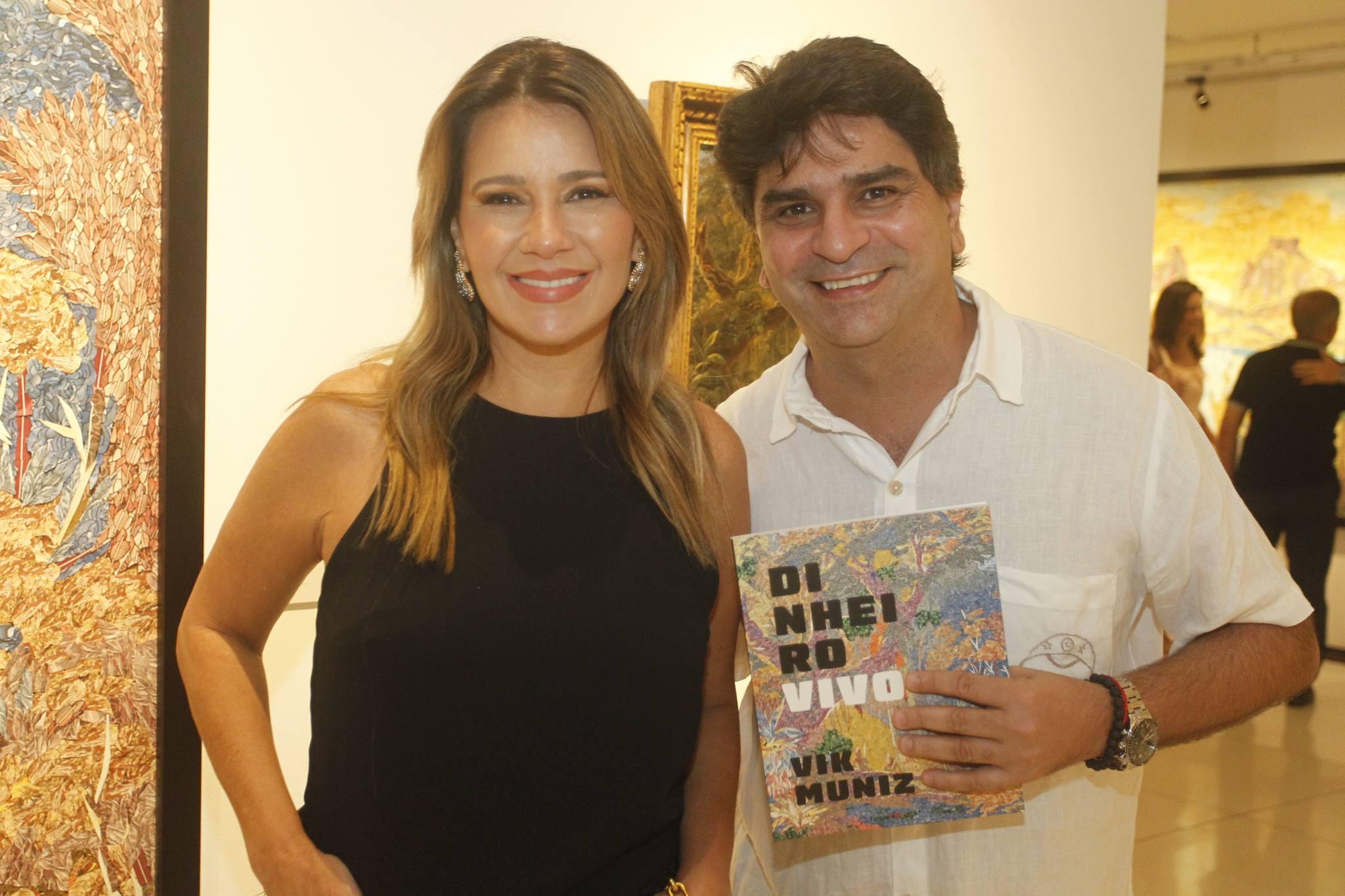 CAPTEI: “Dinheiro Vivo”- Vik Muniz transforma cédulas em arte na ...