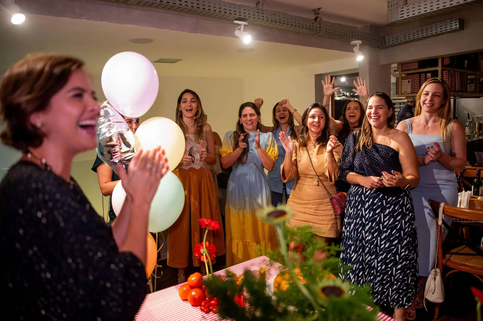 CAPTEI: Celebração de Aniversário de Afra Belluti Reúne Amigas no ...